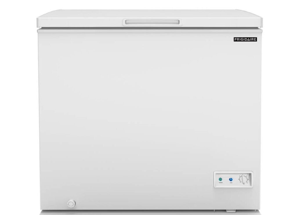 Frigidaire 7.0 Cu. ft. Chest Freezer, EFRF7003, White — Tech Vision ...
